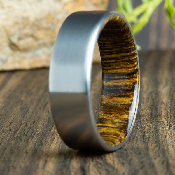 "The Barra" Bocote ring with titanium – Peacefield Titanium